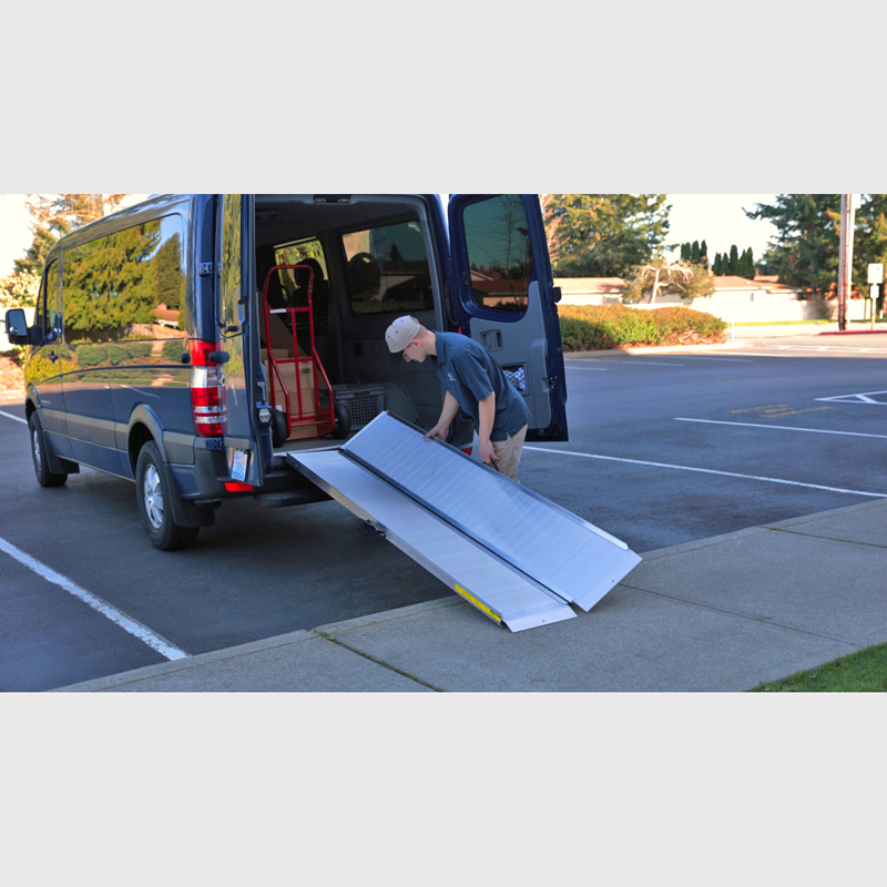 TRAVERSE™ Singlefold Ramp – HOME HEALTH PAVILION